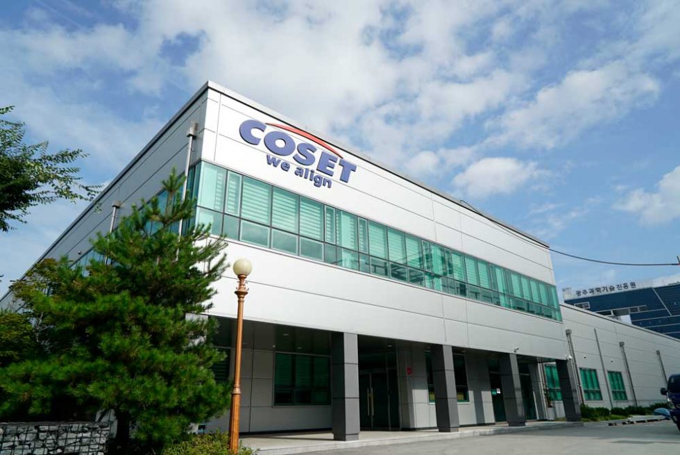 Coset is an alternative 400GBE optical parts manufacturer.